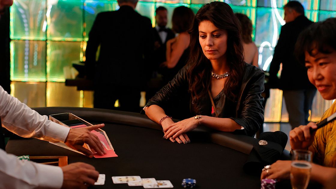 Doppio gioco, anticipazioni seconda puntata: Daria cerca Gemini ...