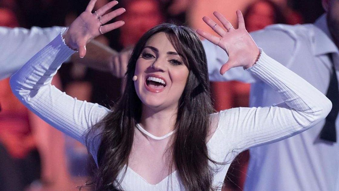 Cristina Scuccia canta "La felicità è una direzione" | Mediaset Infinity