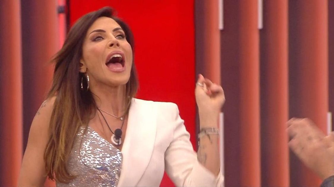 Guendalina Tavassi, le accuse della figlia Gaia Nicolini | Mediaset ...