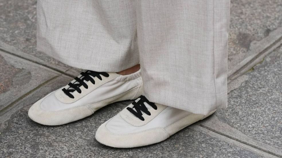 Ballet sneakers, le scarpe ibride must have dello street style ...