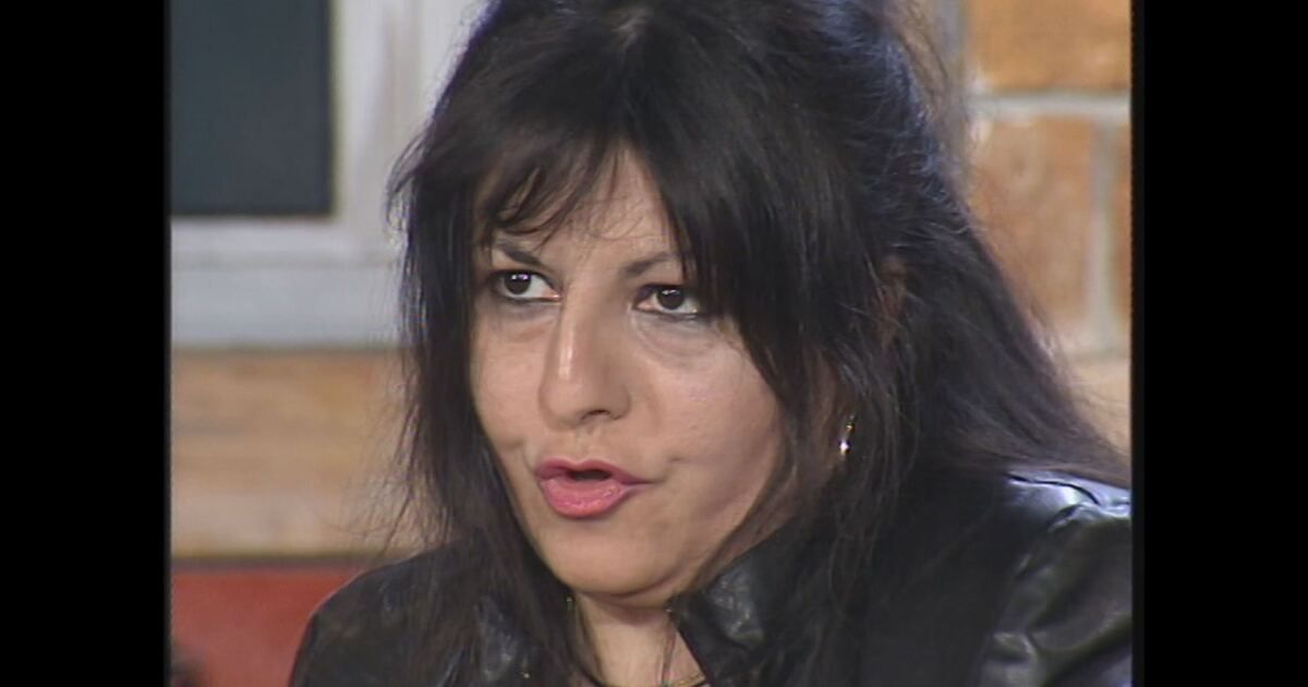 Zelig: Sconsolata e la visita dalla dottoressa a Zelig 2002 Video ...