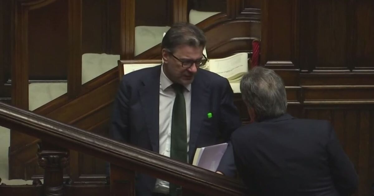 Studio Aperto: La manovra al voto di fiducia Video | Mediaset Infinity