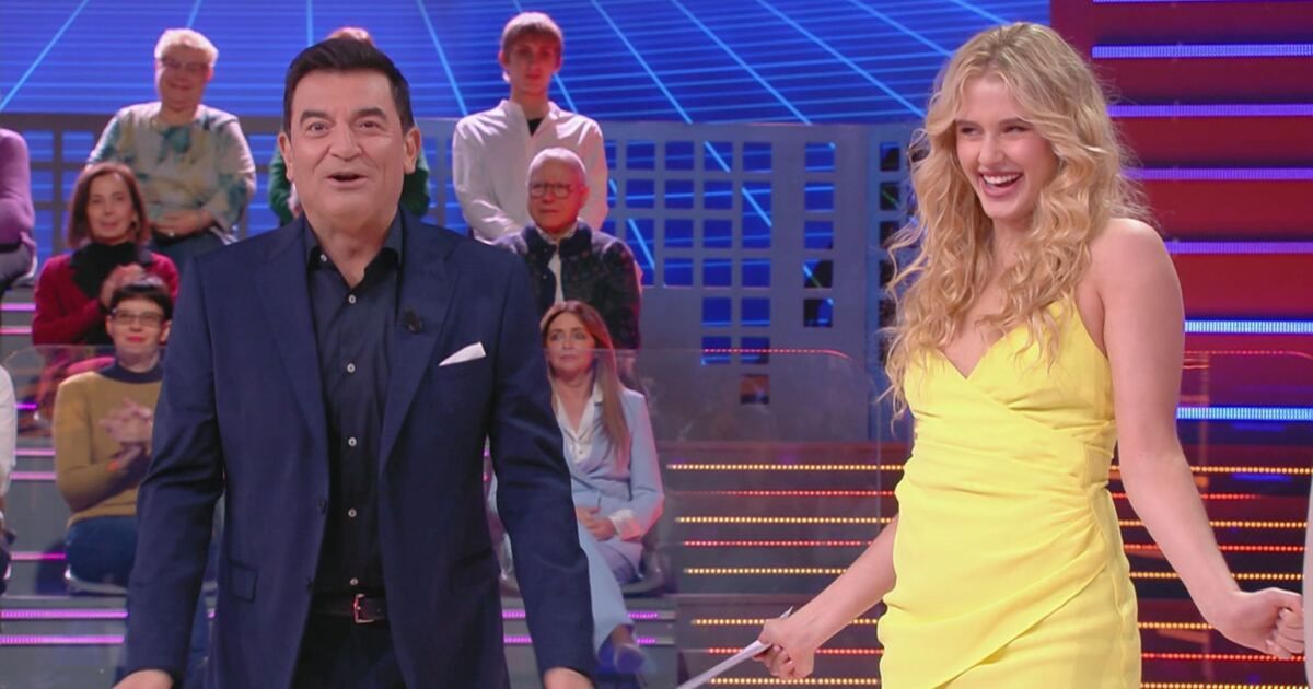 Caduta libera: Giovedì 11 dicembre Video | Mediaset Infinity