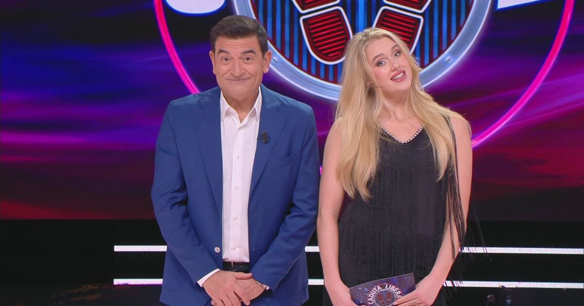 Caduta libera: Sabato 20 dicembre Video | Mediaset Infinity