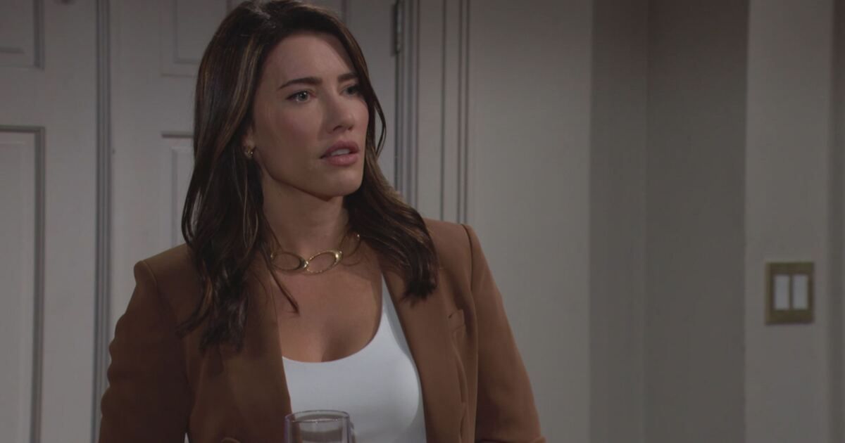 Beautiful: Steffy affronta Luna Video | Mediaset Infinity