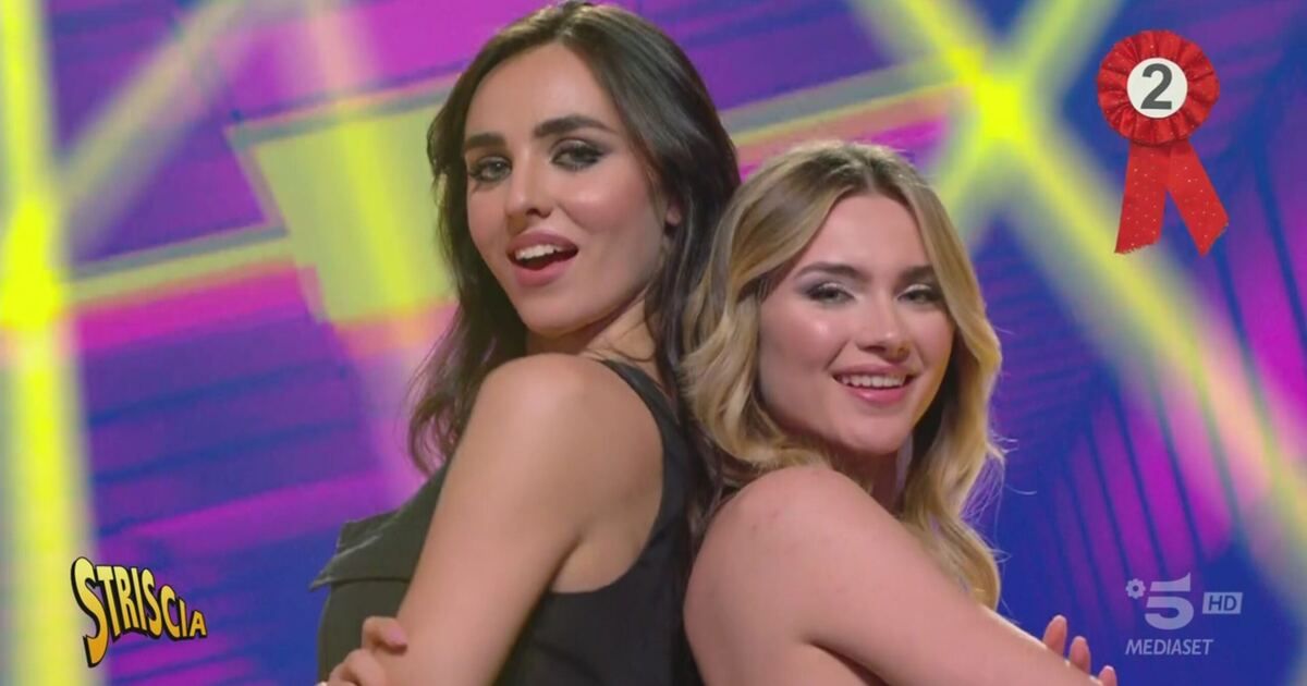 Striscia la notizia: Stacchetto a due tra Beatrice Coari e Simona ...
