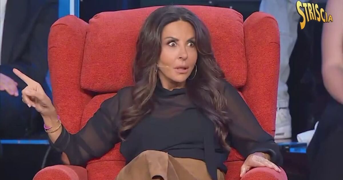 Striscia la notizia: «Sabrina Ferilli, chissà chi c'hai in paradiso ...