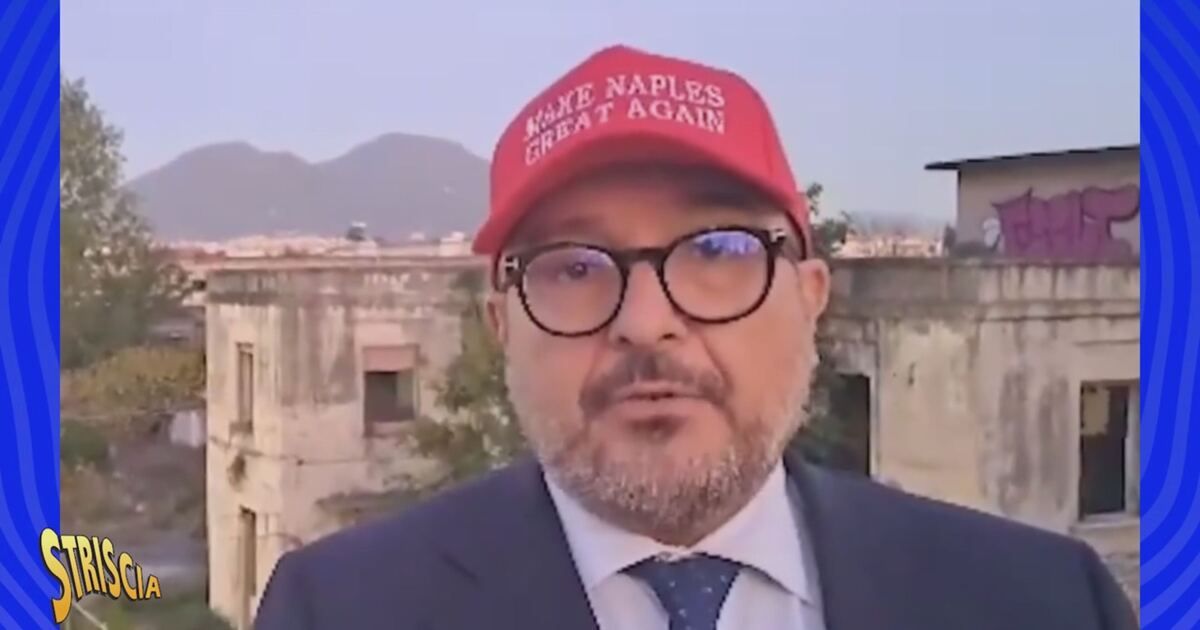 Striscia la notizia: «Make Naples great again»: Sangiuliano lancia il berretto trumpiano Video ...