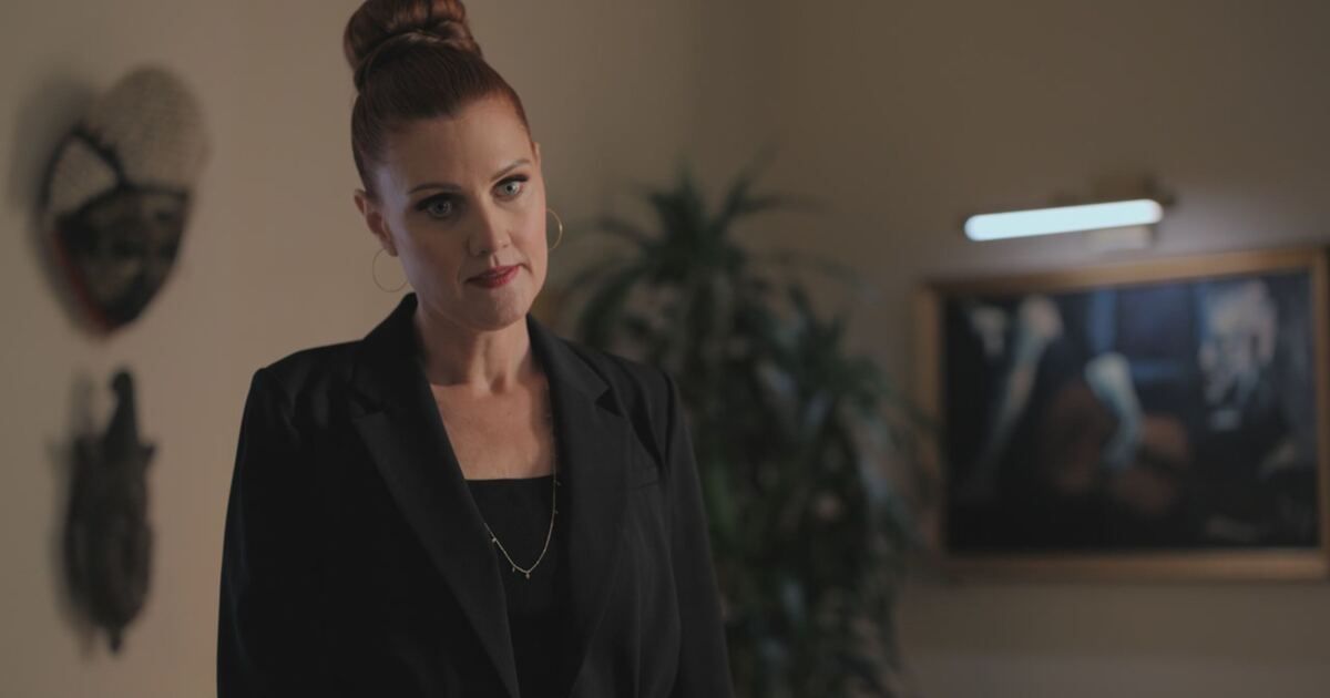 The Irrational: Ep. 9 - Il tesoro di un altro uomo Video | Mediaset ...