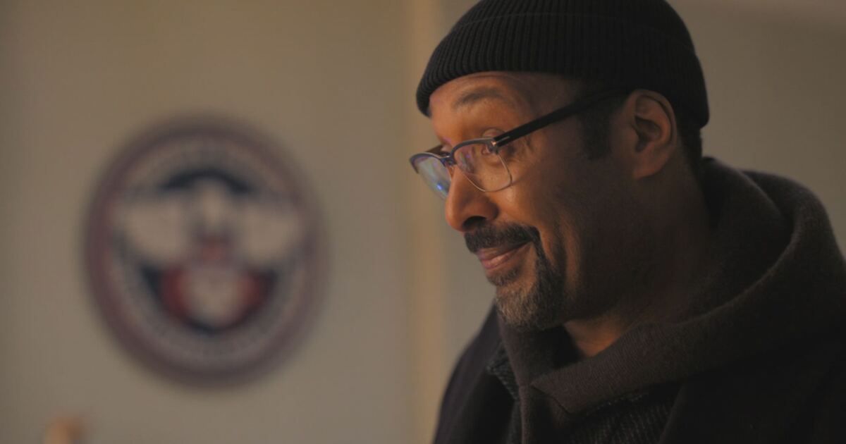 The Irrational: Ep. 11 - Nave fanstama Video | Mediaset Infinity