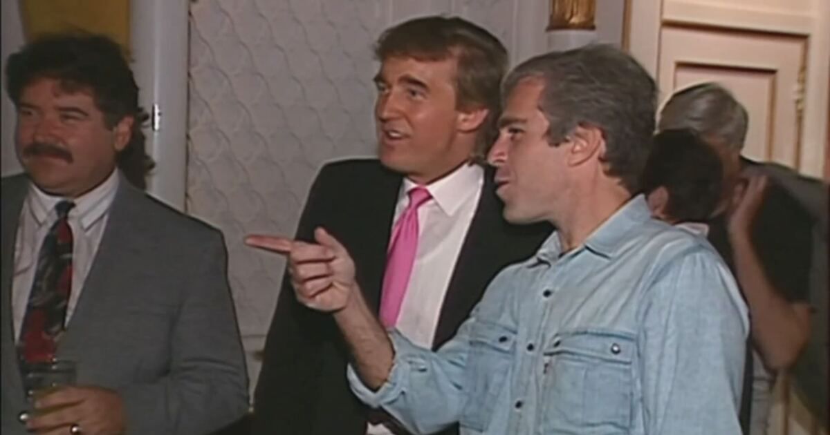 Studio Aperto: Trump, "Divulgate i file su Epstein" Video | Mediaset ...