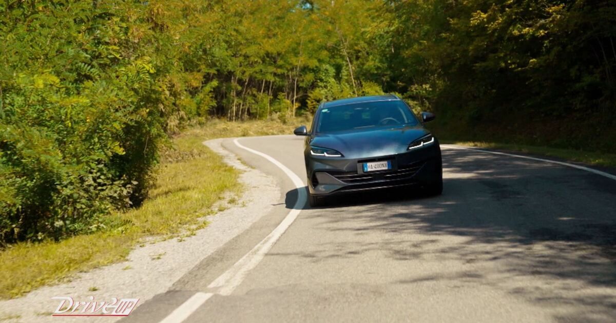 Drive Up: BYD Seal 6 DM-i Touring Video | Mediaset Infinity