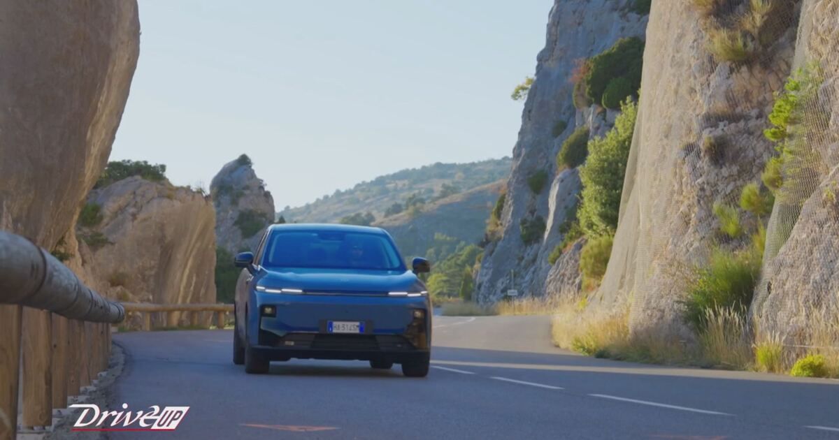 Drive Up: Leapmotor B10 Video | Mediaset Infinity