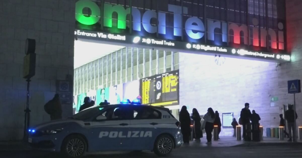 4 di sera: Roma, Stazione Termini: il far west italiano! Video ...