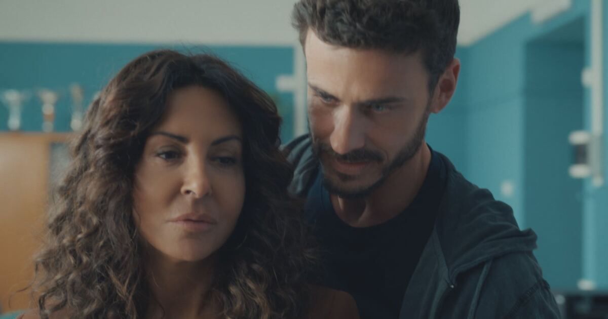 A testa alta - Il coraggio di una donna: Pt. 2 | Cap. 1 Video ...