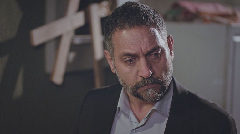 La forza di una donna: Azim si ribella a Nezir Video | Mediaset Infinity