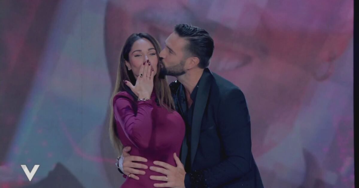 Verissimo: Alex Belli e Delia Duran: l'intervista integrale Video | Mediaset Infinity