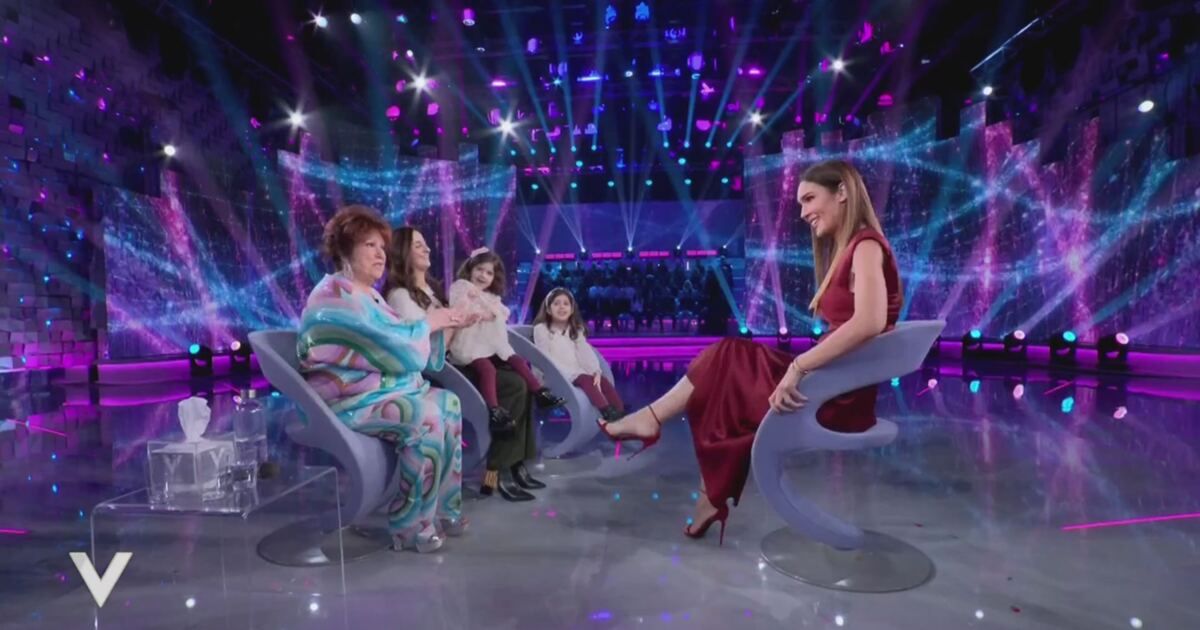 Verissimo: Orietta Berti, le nipotine Olivia e Ottavia e mamma Lia ...