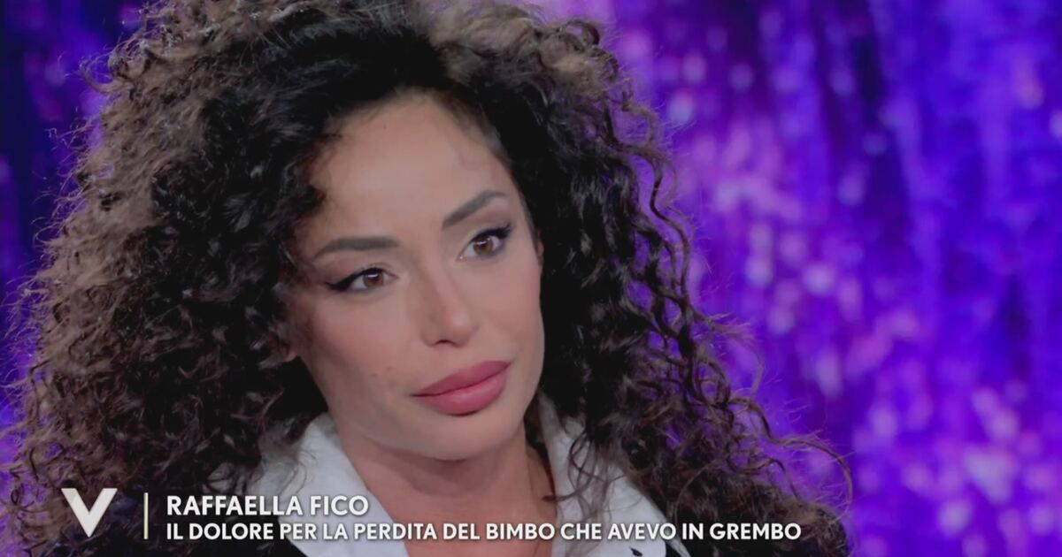 Verissimo: Raffaella Fico e le critiche degli haters Video | Mediaset ...