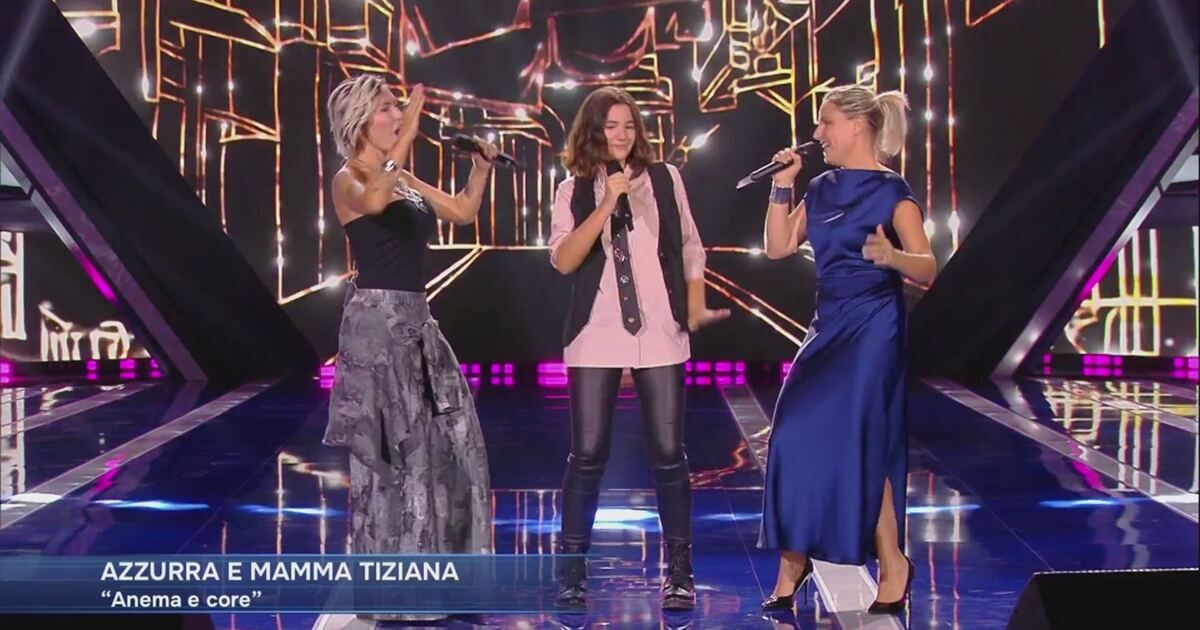 Io Canto: Azzurra Devalle, mamma Tiziana e Serena Brancale in "Anema e ...
