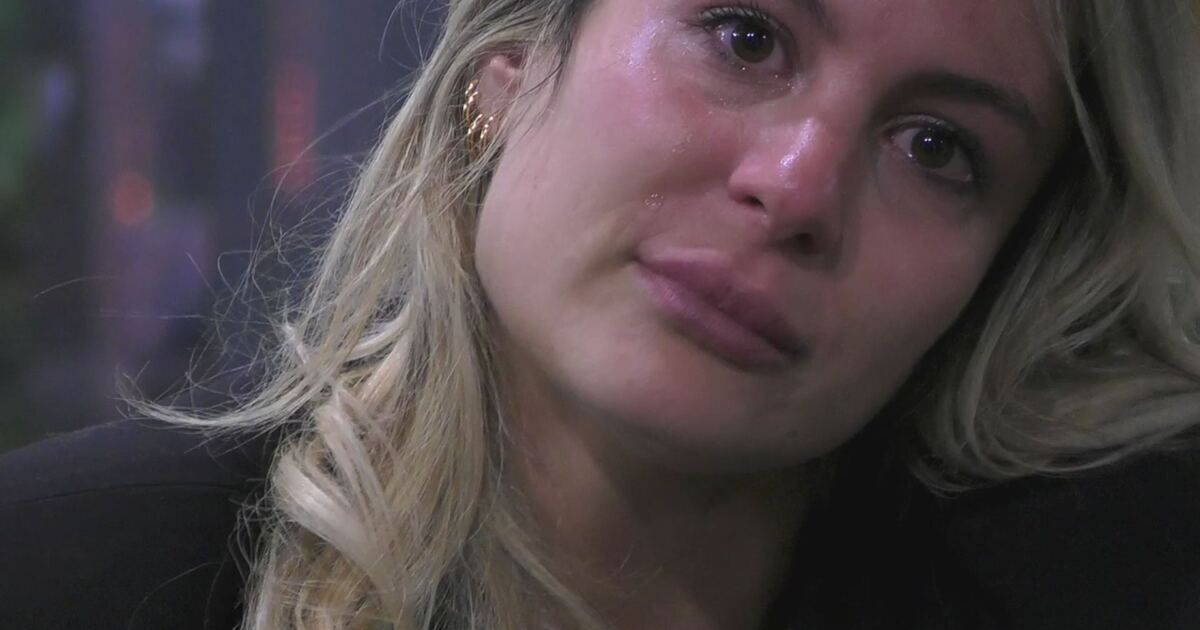 Grande Fratello: Flaminia Romoli scoppia in lacrime Video | Mediaset ...