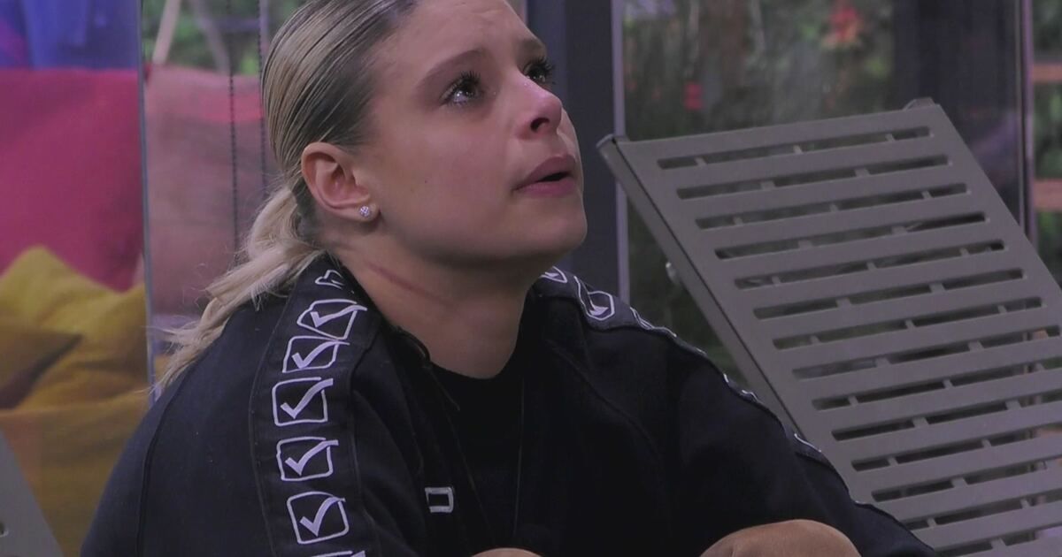 Grande Fratello: Le lacrime di Giulia Soponariu in giardino Video ...