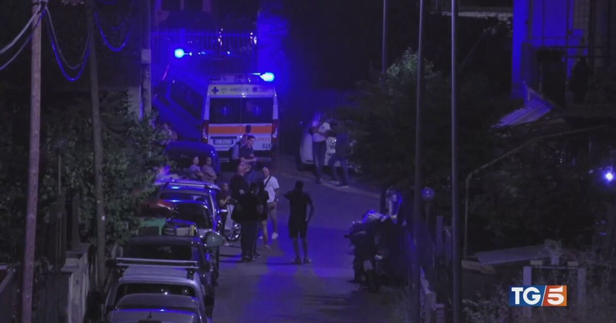 TG5: Lite per i rifiuti Ucciso dal vicino Video | Mediaset Infinity