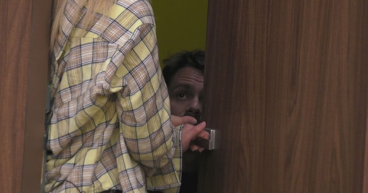 Grande Fratello VIP: Nuovi dubbi per Lucia e lo sconforto di Renato ...
