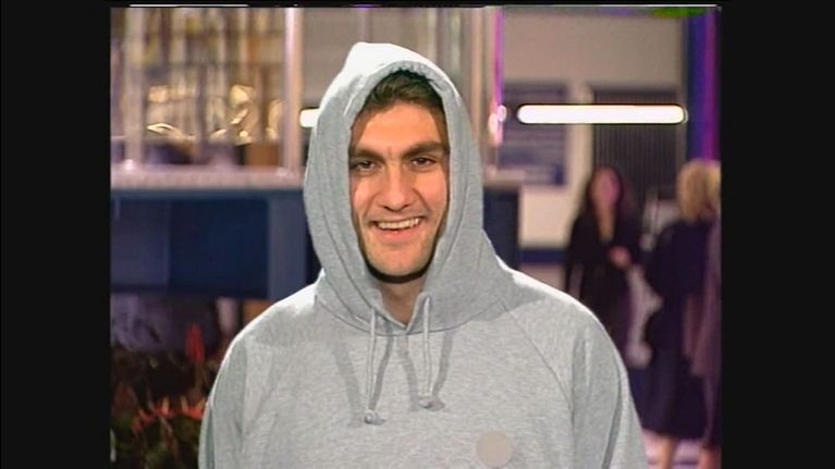 Mediaset Cult: 1999: Christian Vieri mezzo nudo per la sigla di Mai ...