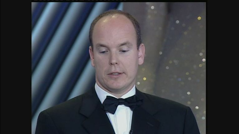 Mediaset Cult: Il Principe Alberto di Monaco balla un valzer con Milly ...