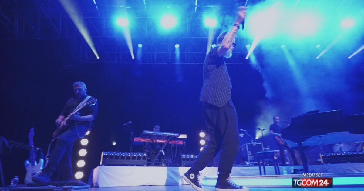 Tgcom24: Marco Masini festeggia 35 anni di carriera con un grande tour ...