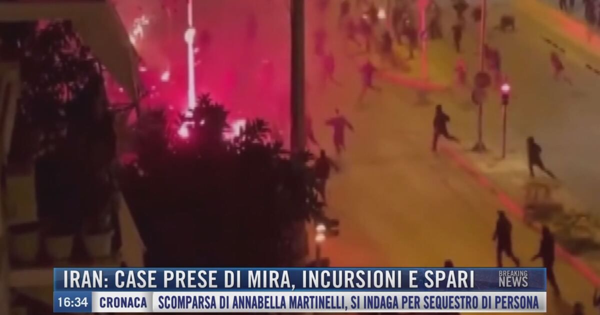 Tgcom24: Breaking News delle 16.00 | Iran: case prese di mira ...