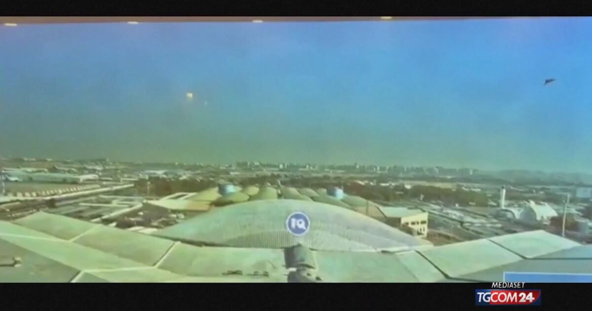 Tgcom24: Missili iraniani sul Kuwait: l'esplosione all'aeroporto ...